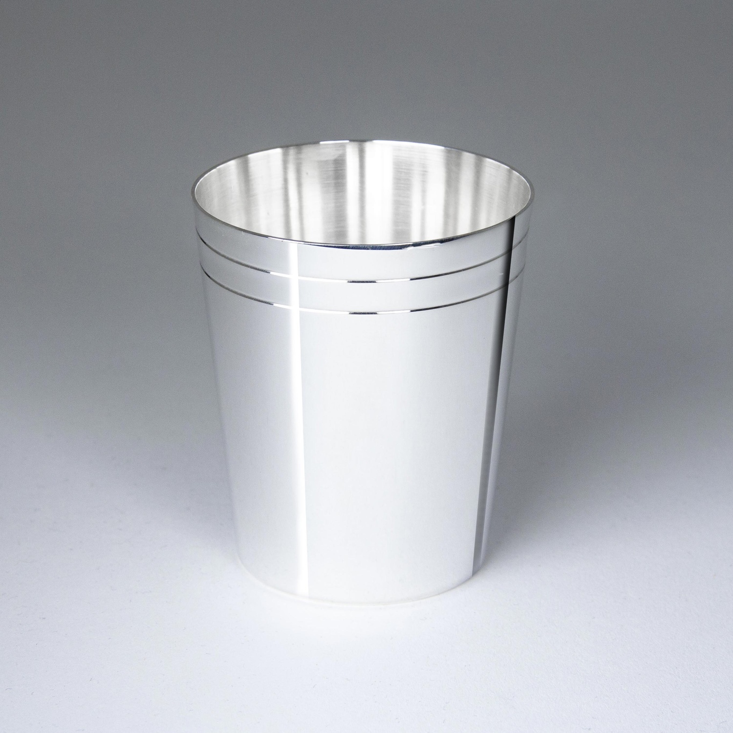 Timbale en métal argenté : timbales en métal argenté pour baptême et ...